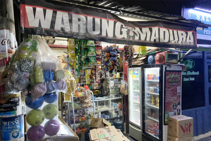 Apa itu Warung Kelontong Madura?
